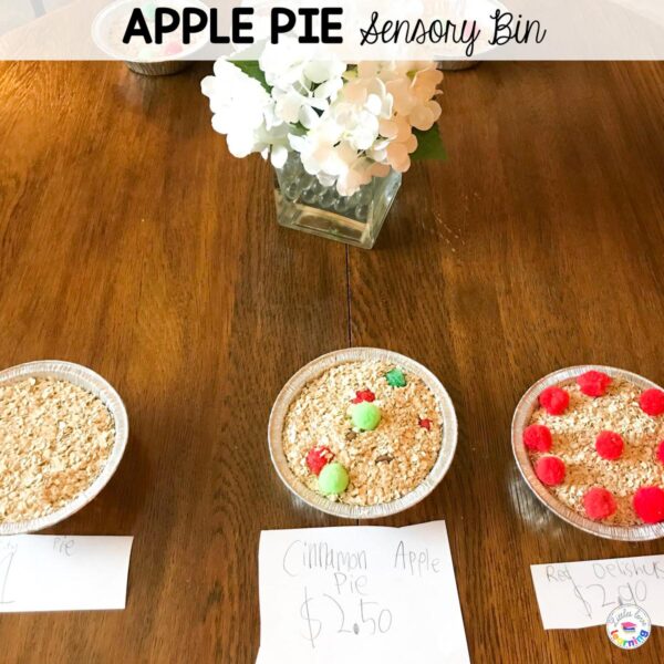 Preschoolers LOVE Playing With This Apple Pie Sensory Bin in the Fall